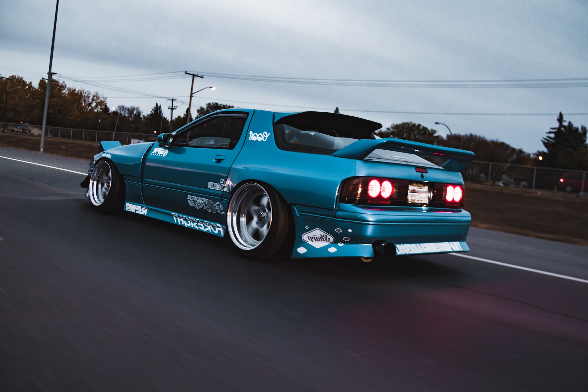 The Pros and Cons of Vinyl Car Wraps vs Paint Jobs